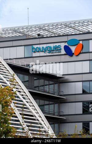 Exterior view of the technopole building of Bouygues Telecom, French ...