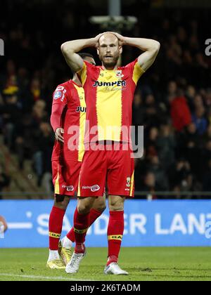 HEERENVEEN - (r) Gerrit Nauber of Go Ahead Eagles thanks Finn Stokkers ...
