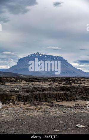 Heroubreio Table Mountain, Volcanic Landscape, Barren Landscape ...