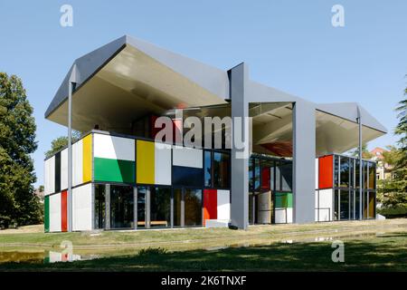 Pavillon Le Corbusier (previously Centre Le Corbusier / Heidi Weber ...