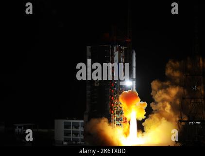 XICHANG, CHINA - OCTOBER 15, 2022 - China blasts off the Remote-sensing ...