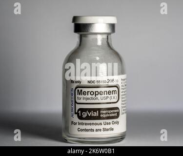 merrem injection vial Stock Photo - Alamy