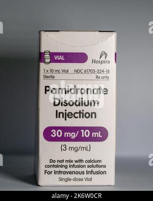 Pamidronic acid (pamidronate) osteoporosis drug molecule ...