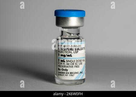 A bottle of Atropine sulfate medicine for injection treating heart ...