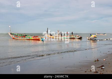 Sea port in Joal-Fadiouth, Senegal Stock Photo - Alamy