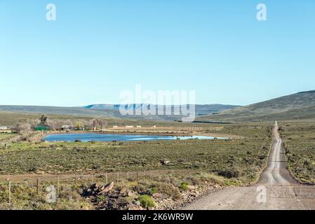 Road landscape on the Bo-Visrivier road near Sutherland in the Northern ...