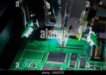 Quality testing of printed circuit boards - flying probe test at ...