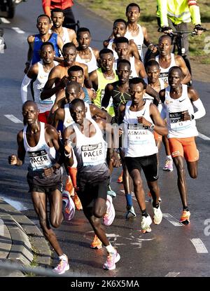 Leading Group At The TCS Amsterdam Marathon At Amsterdam The ...