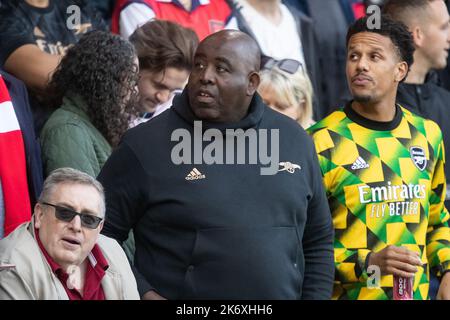 YouTuber Robbie Lyle from AFTV celebrates the victory after the Premier ...