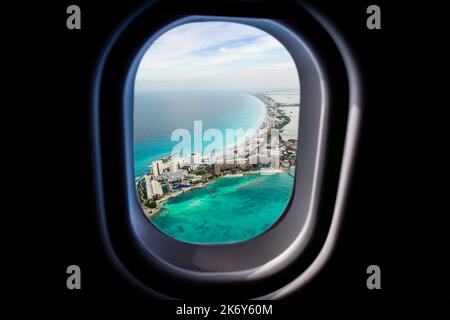 Cancun beach view from jet plane window Stock Photo - Alamy
