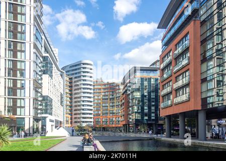 Floating Pocket Park and Balmoral apartments, Paddington Basin ...