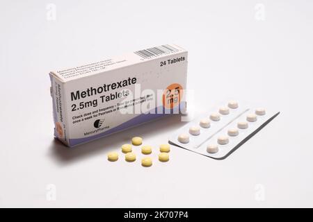 Methotrexate 2.5mg tablets and Box Stock Photo - Alamy