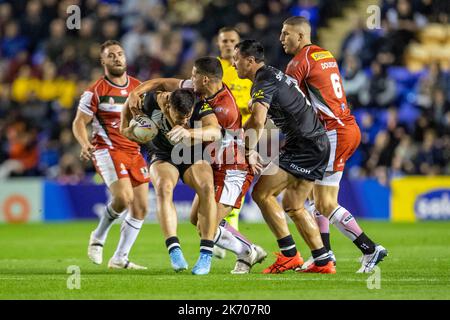 Warrington, UK. 16th October 2022; Halliwell Jones Stadium, Warrington ...