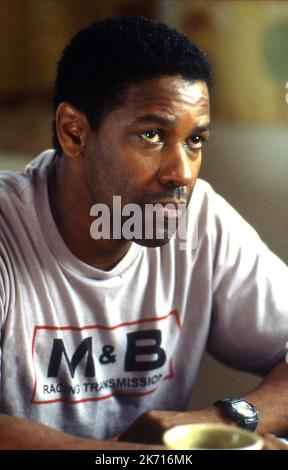 JOHN Q, Denzel Washington, 2002 (c) New Line, courtesy Everett ...