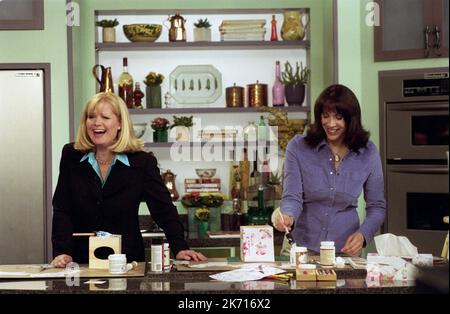 BONNIE HUNT, LIFE WITH BONNIE, 2002 Stock Photo - Alamy