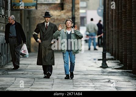 ADRIEN BRODY, ROMAN POLANSKI, THE PIANIST, 2002 Stock Photo - Alamy