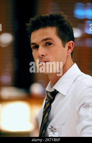 ERIC CLOSE, WITHOUT A TRACE, 2002 Stock Photo - Alamy