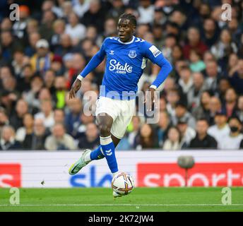 Amadou Onana #8 of Everton during the Premier League match Newcastle ...