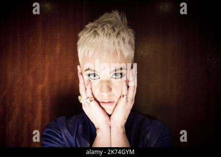 Katy Perry during a portrait session in Paris, France Stock Photo - Alamy