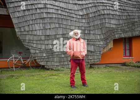 Vyacheslav Ivanovich 'Slava'€ Polunin PAR is a Russian performance ...