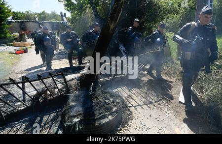 Second day of the second wave of eviction and destruction of squats of ...