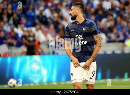 Action d'Olivier Giroud (France Stock Photo - Alamy