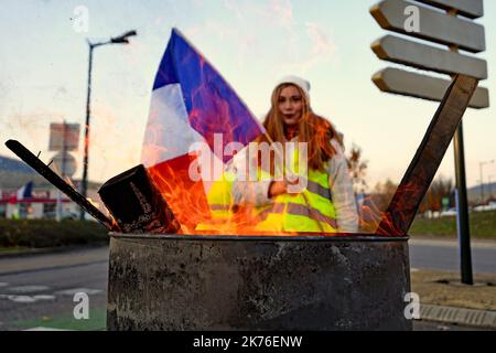 French fuel protests in Saint-Denis-de-la-Reunion Stock Photo - Alamy