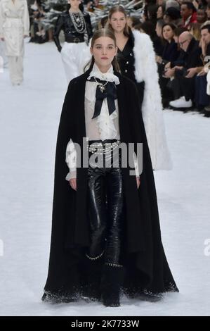 Models walk the runway during the Chanel Womenswear Fall/Winter 2025 ...