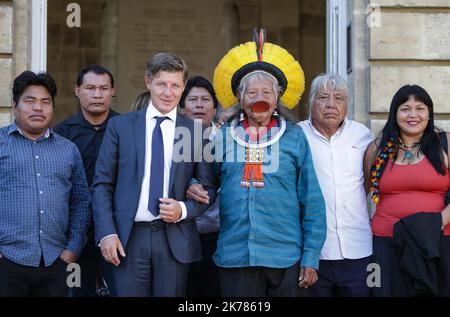 Brazilian indigenous leader Raoni is in France Stock Photo - Alamy