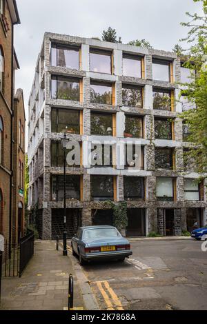 Exterior of the Amin Taha Building, Clerkenwell, London Stock Photo - Alamy