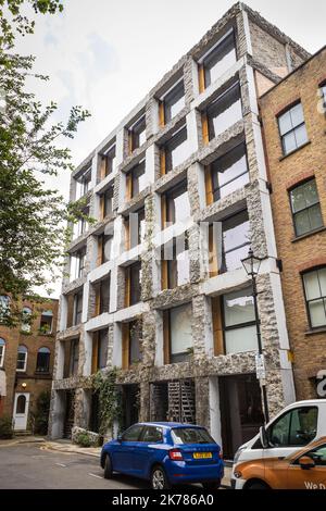 Exterior of the Amin Taha Building, Clerkenwell, London Stock Photo - Alamy
