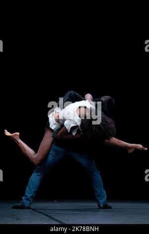 Dance performance choreographed by Jean-Claude Gallotta Stock Photo - Alamy