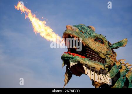 Giant Dragon (Cheval Dragon Long Ma) by La Machine, Calais, France ...