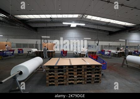 Overcoat (PPE, Personal Protective Equipment) manufacturing for ...