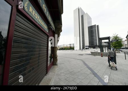 Last weekend of confinement/lockdown in France Stock Photo - Alamy