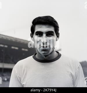 Tony Dunne, Manchester United Arsenal v Manchester United Football ...