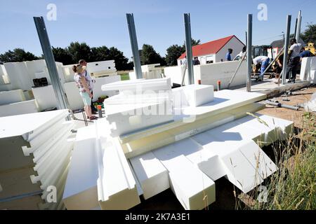 Construction of the first polystyrene house Stock Photo - Alamy