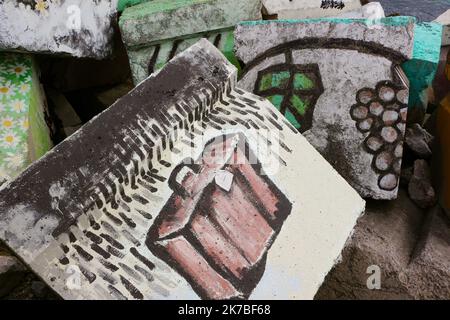Wave dissipating concrete blocks Cubes of Memory painted by Agustin ...