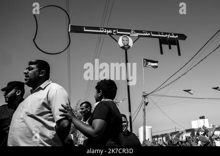 A key, symbol of the palestinian right of return, at the entrance of ...