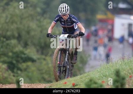 ©Laurent Lairys/MAXPPP - Loana Lecomte of France during the Cycling ...