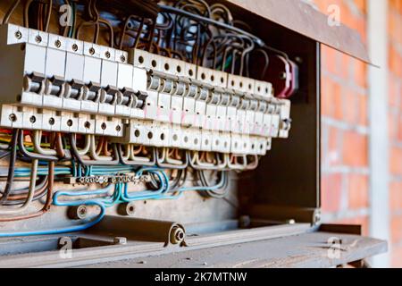 Distribution panel with Industrial multiphase power plugs and sockets ...