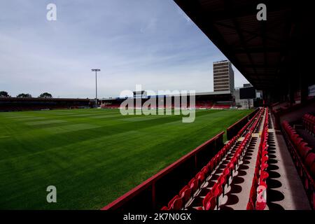 Crewe Alexandra FC. The Mornflake Stadium Stock Photo - Alamy