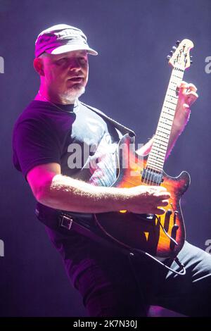 David Freiberg performs with Jefferson Starship in Fort Lauderdale ...