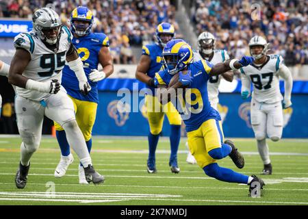 Wide receiver (19) Brandon Powell of the Los Angeles Rams warms up ...