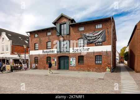 Husumer Speicher on Hafenstraße at the inland port of Husum, cultural ...