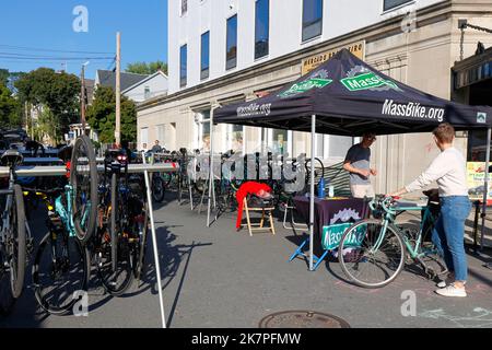 People queuing for the bike valet, free bicycle parking service ...