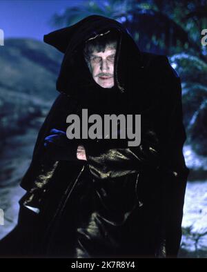 DR. PHIBES RISES AGAIN, Vincent Price, Valli Kemp, 1972 Stock Photo - Alamy