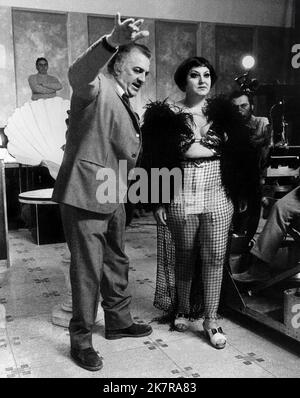 FELLINI'S ROMA, Director Federico Fellini, on set, 1972 Stock Photo - Alamy