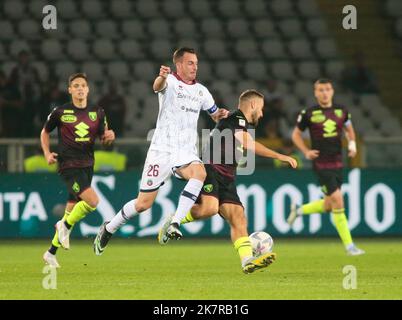 Nikola Vlasic of Torino Fc and Nicola Pavan of As Cittadella during the ...