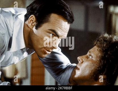 DAN AUGUST, Burt Reynolds, 1970-71 Stock Photo - Alamy